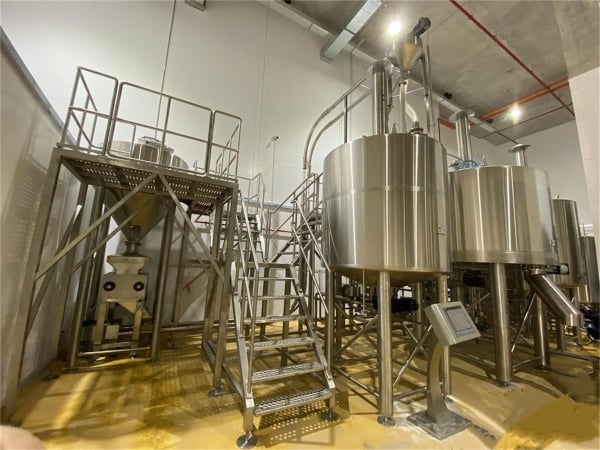 Types of Brewery Vessels and Their Applications - YoLong Brewtech